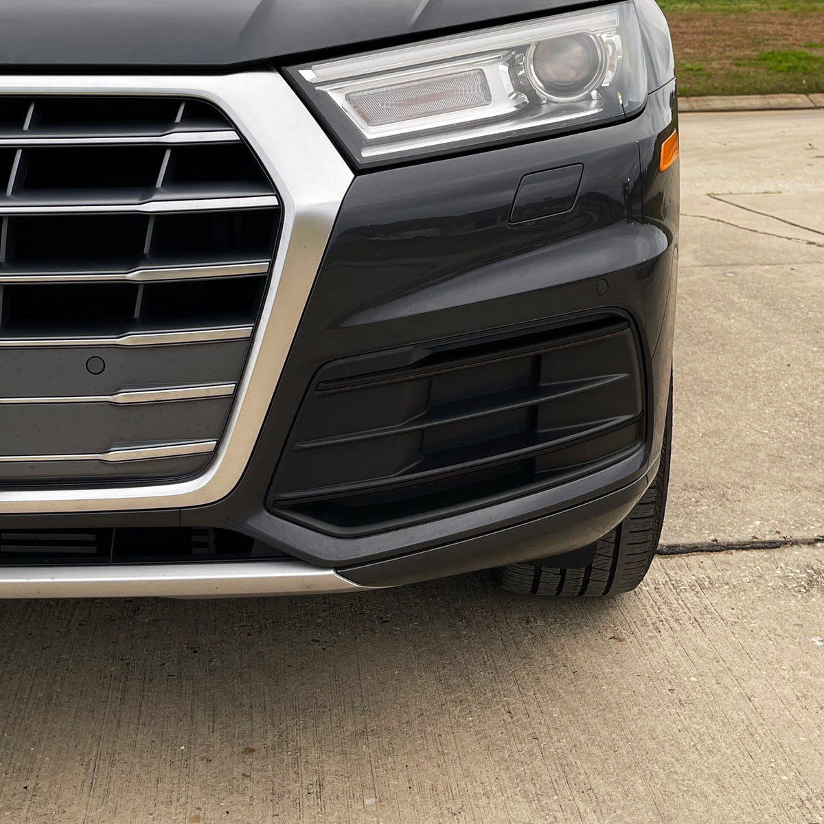 2018-2020 Audi Q5 | Front Bumper Side Grill Trim Chrome Delete PreCut ...