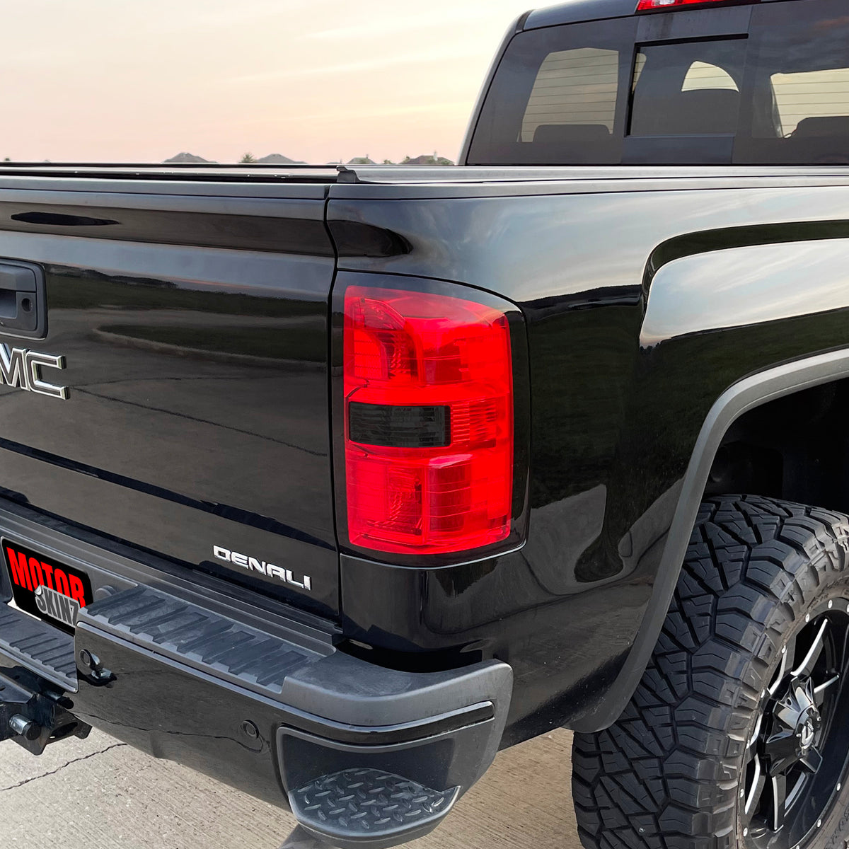 2014-2018 GMC Sierra 1500 | Reverse Light PreCut Tint Overlays – SlickMod